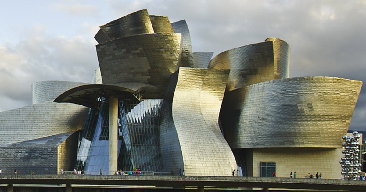 These Buildings by Architect Frank Gehry Look Sci-Fi, but Actually Exist